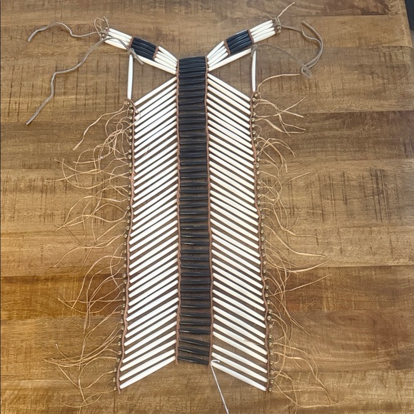 Vintage | Tops | Vintage Native American Bone And Deer Leather ...